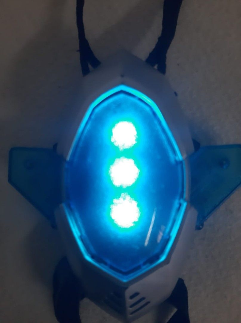 2009 Ultraman Zero dx slugger chest light, Hobbies & Toys, Toys & Games ...