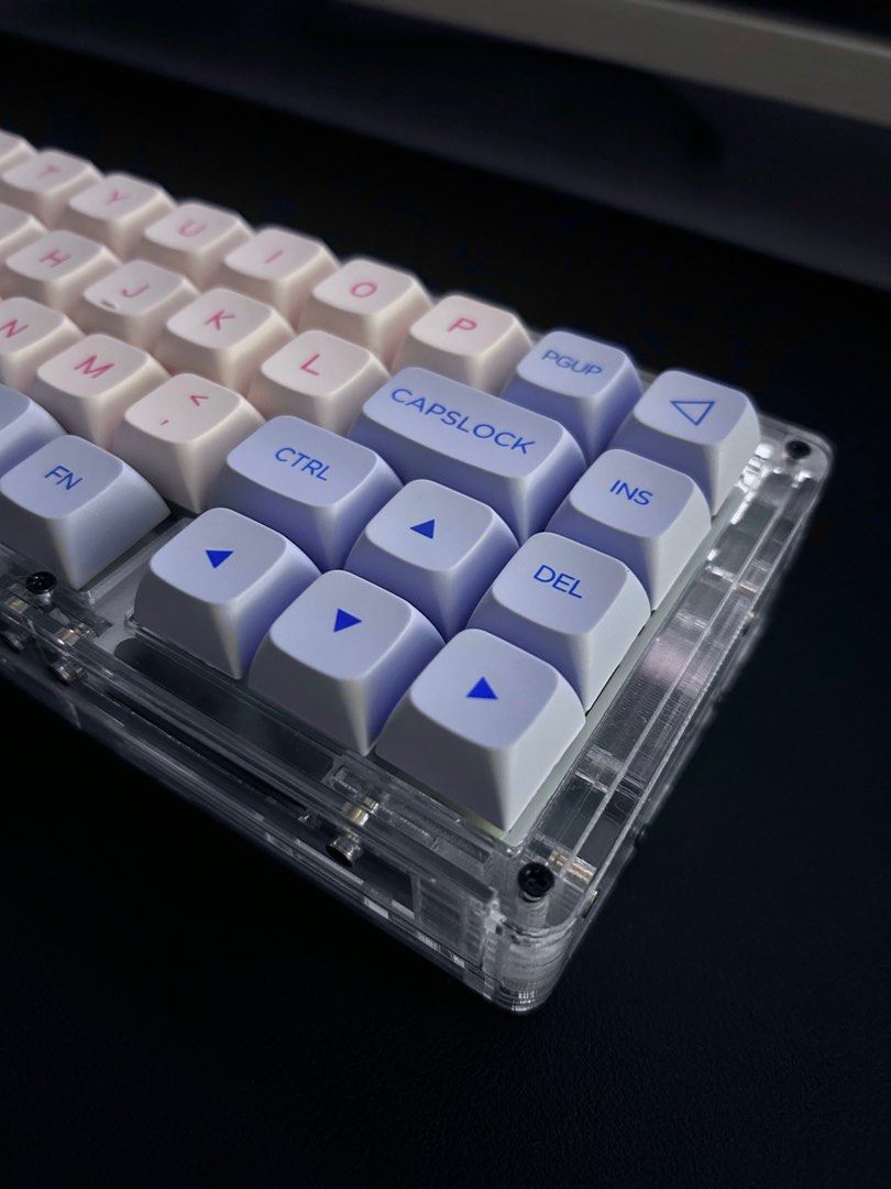 40% Custom Mechanical Keyboard (Marshmellow keycaps) - Fully modded Stacked acrylic - wired ...