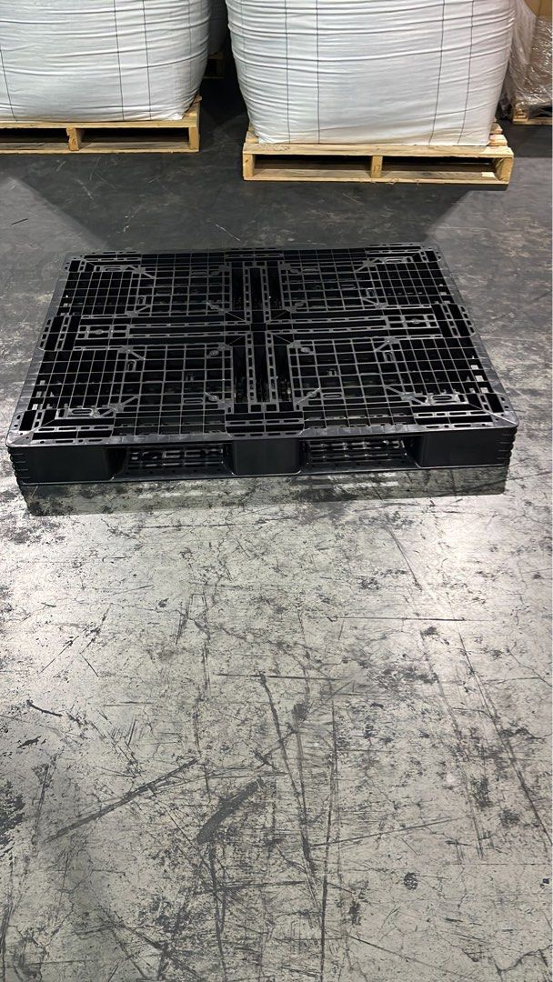 4-way plastic pallet, Furniture & Home Living, Home Improvement ...