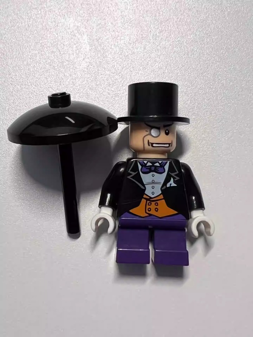 FREE deivery. Lego The Penguin 7885 7783 Dark Purple Short Legs Batman ...