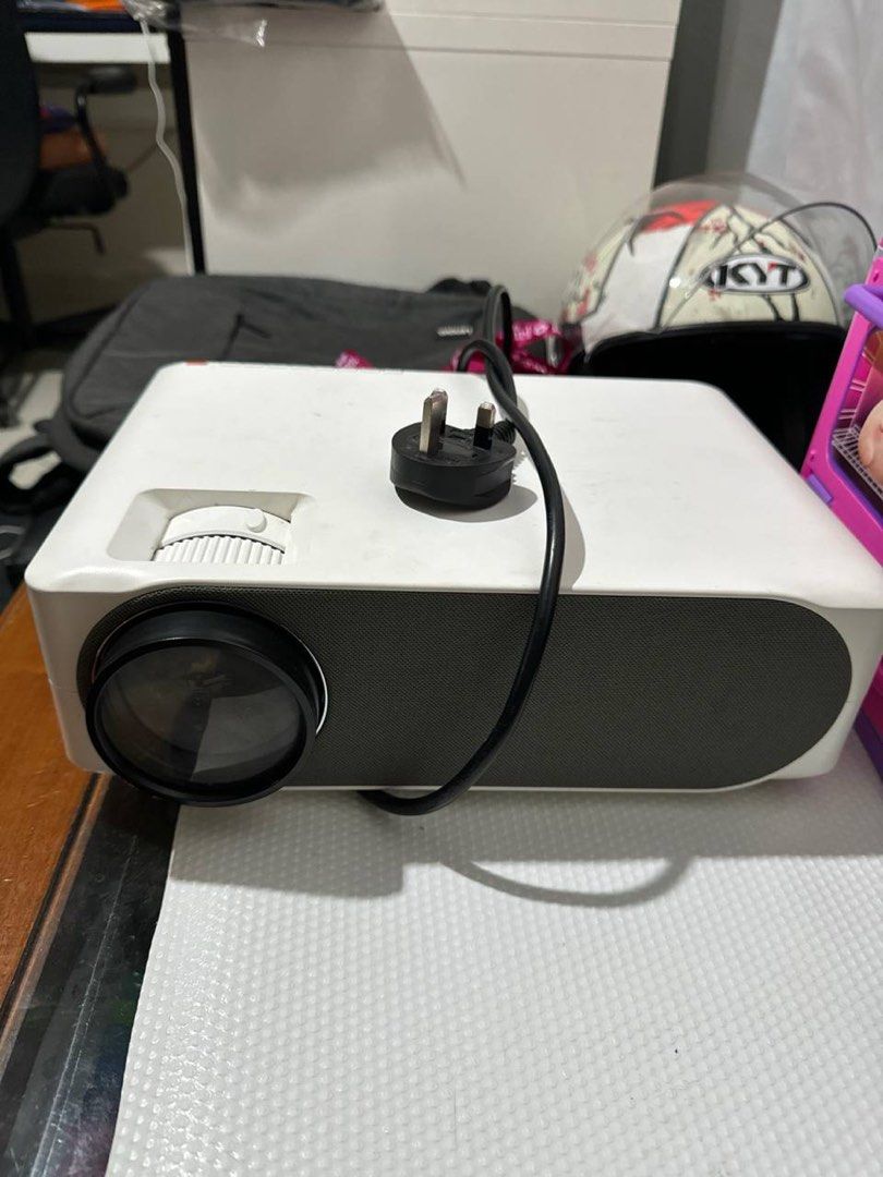 Beamer X smart home projector, TV & Home Appliances, TV & Entertainment ...