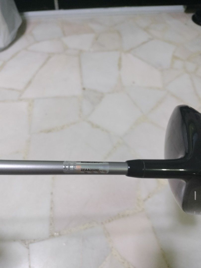 Bridgestone J015 Driver, Sports Equipment, Sports & Games, Golf on Carousell