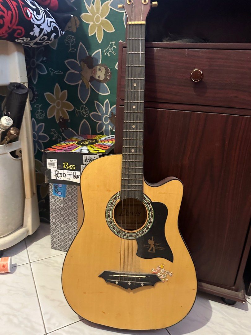 Davis Acoustic Guitar (Natural), Hobbies & Toys, Music & Media, Musical ...
