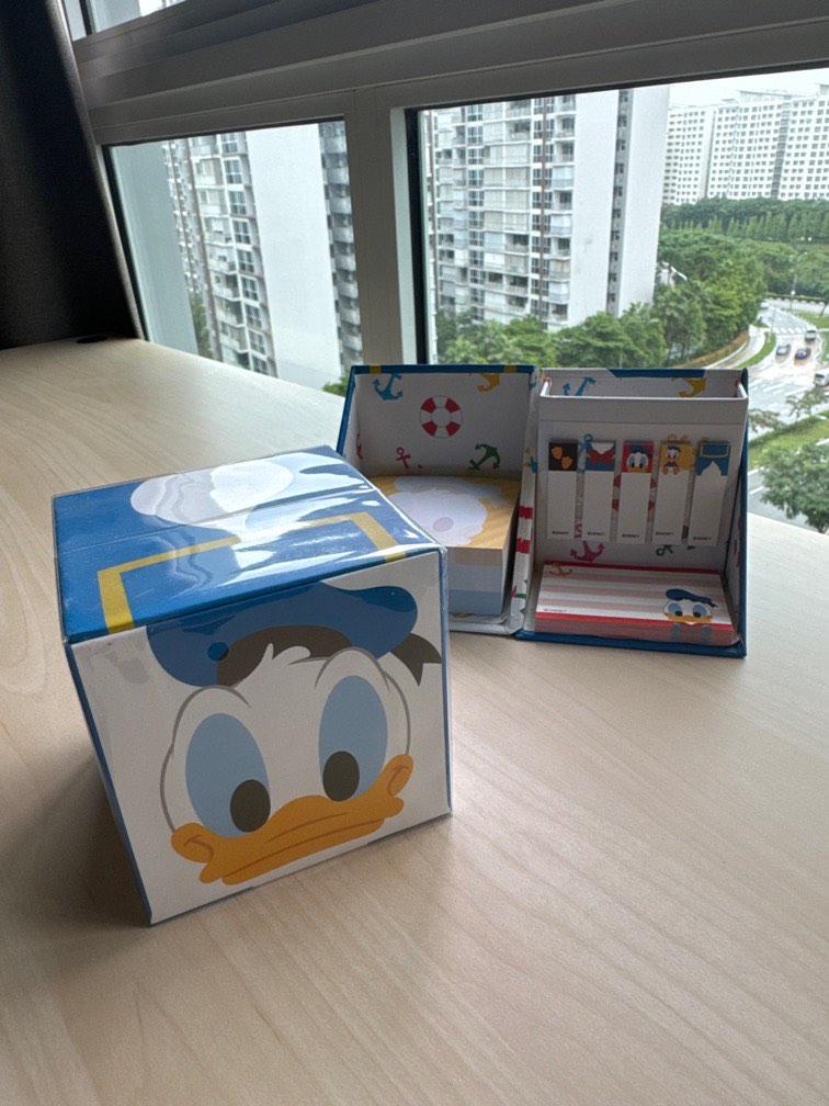 Disney Post it box with pen holder - Donald Duck, Hobbies & Toys ...