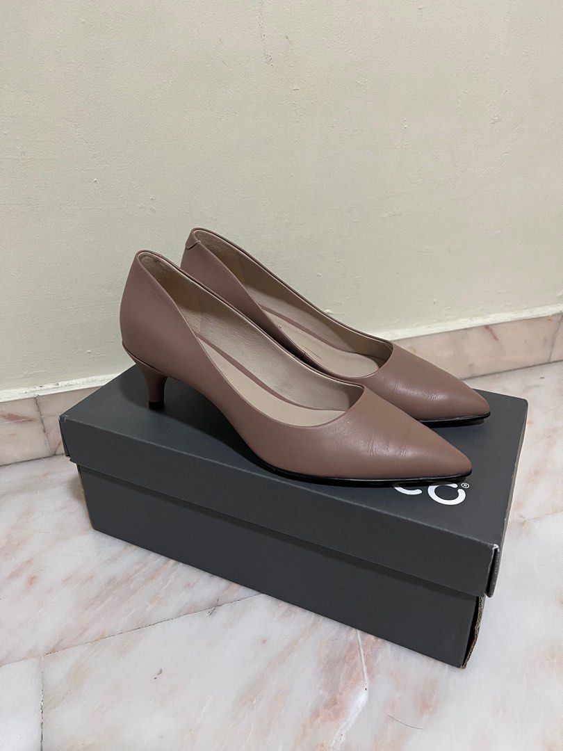 Ecco Shape Stiletto 45, Women's Fashion, Footwear, Heels on Carousell