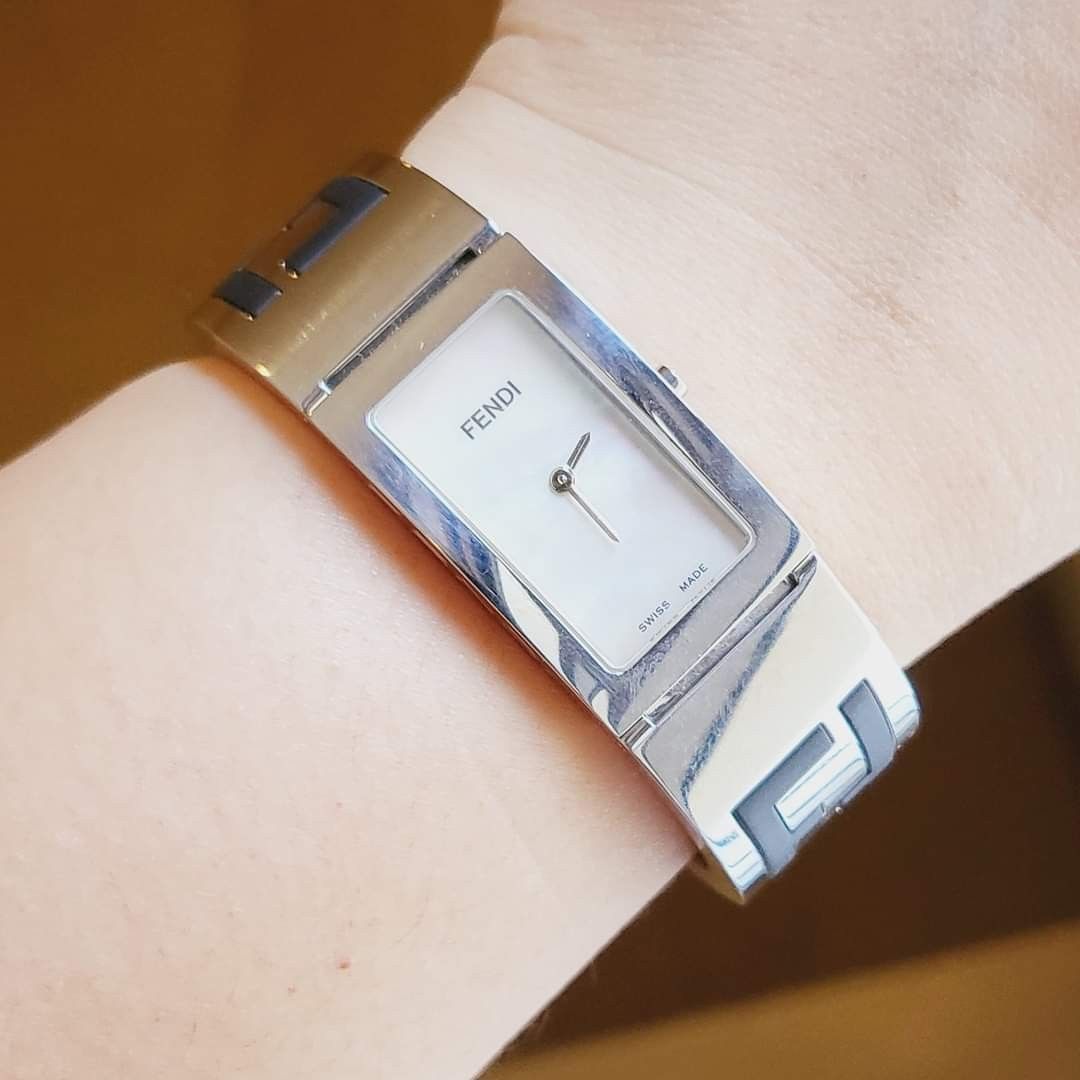 Fendi Mother of Pearl Dial bangle watch Excellent Condition Small to ...