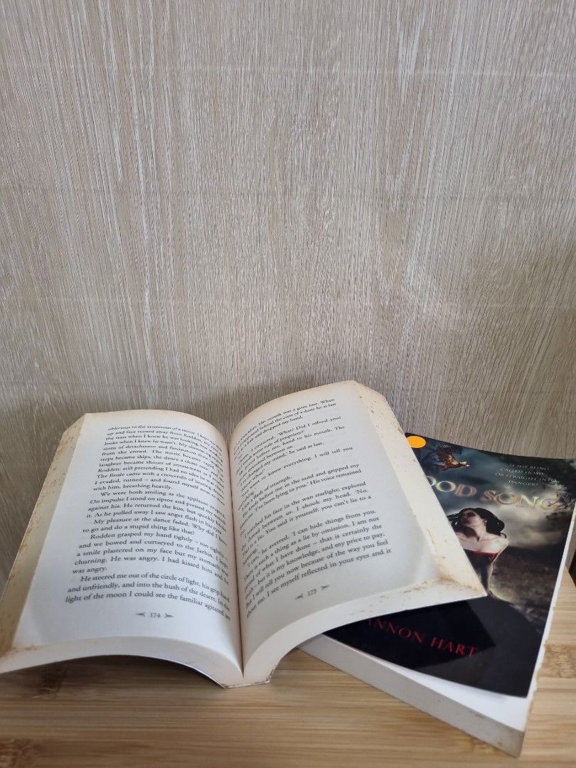 [Fictional Book] Blood Song and Blood Storm by Rhiannon Hart, Hobbies ...