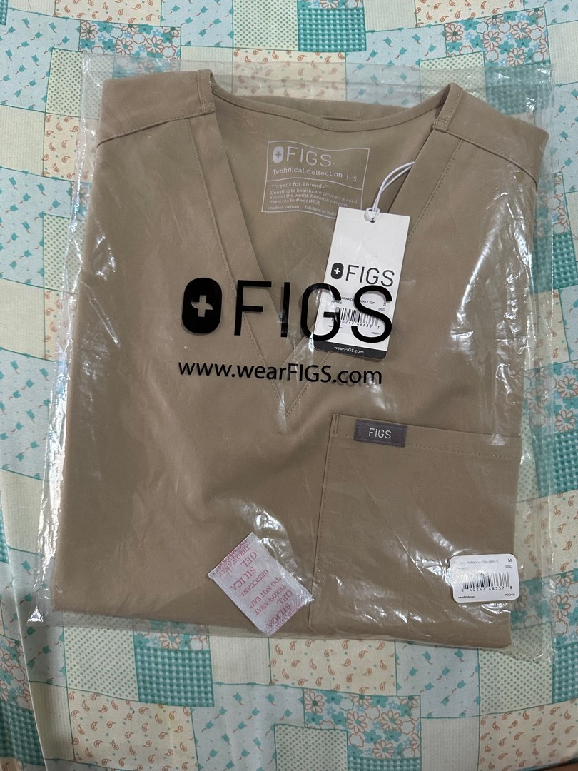 FIGS SANDSTONE SCRUBS, Women's Fashion, Activewear on Carousell