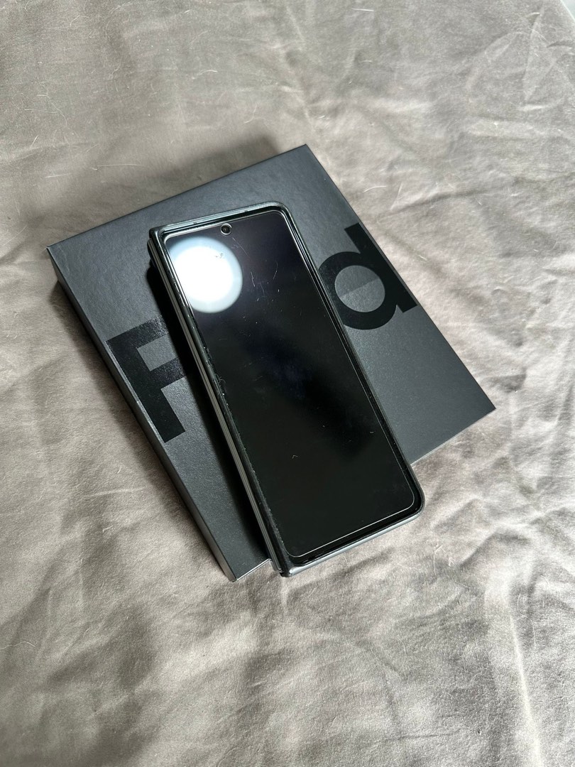 Galaxy Z Fold 4 Grey Green 256GB, Mobile Phones & Gadgets, Mobile ...