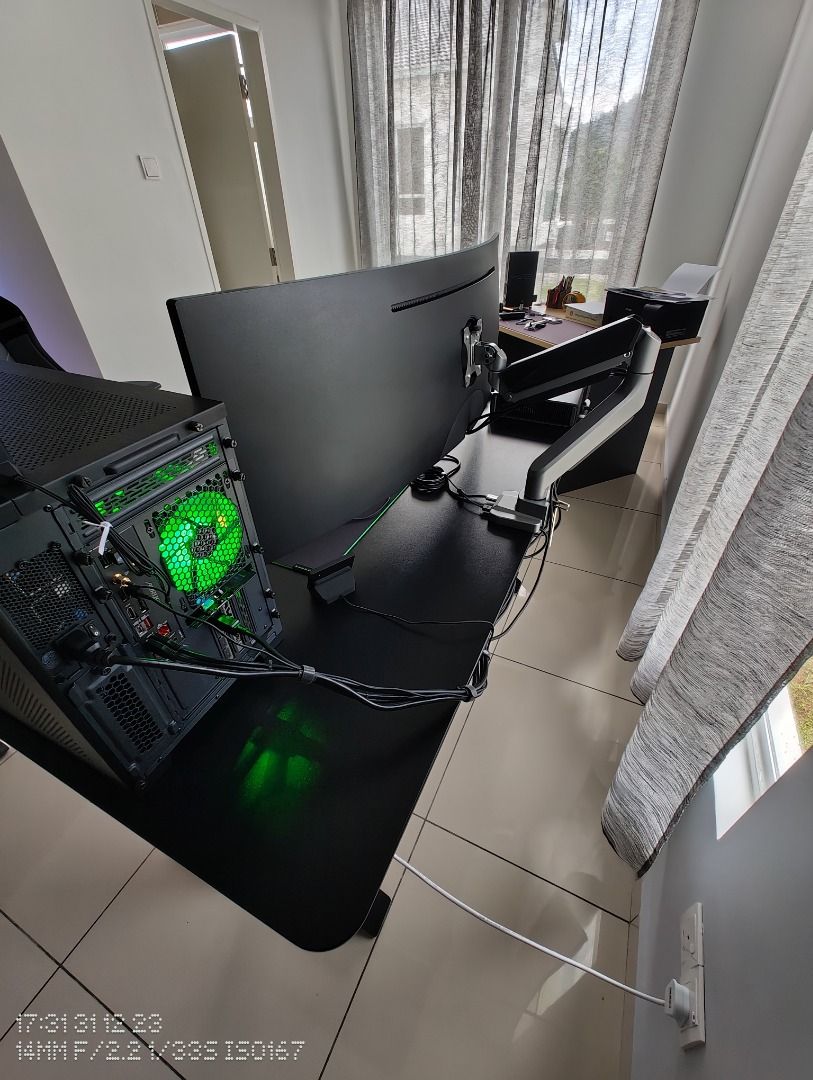 Gaming Setup - Complete (Desk, Chair, PC, Monitor & Accessories ...