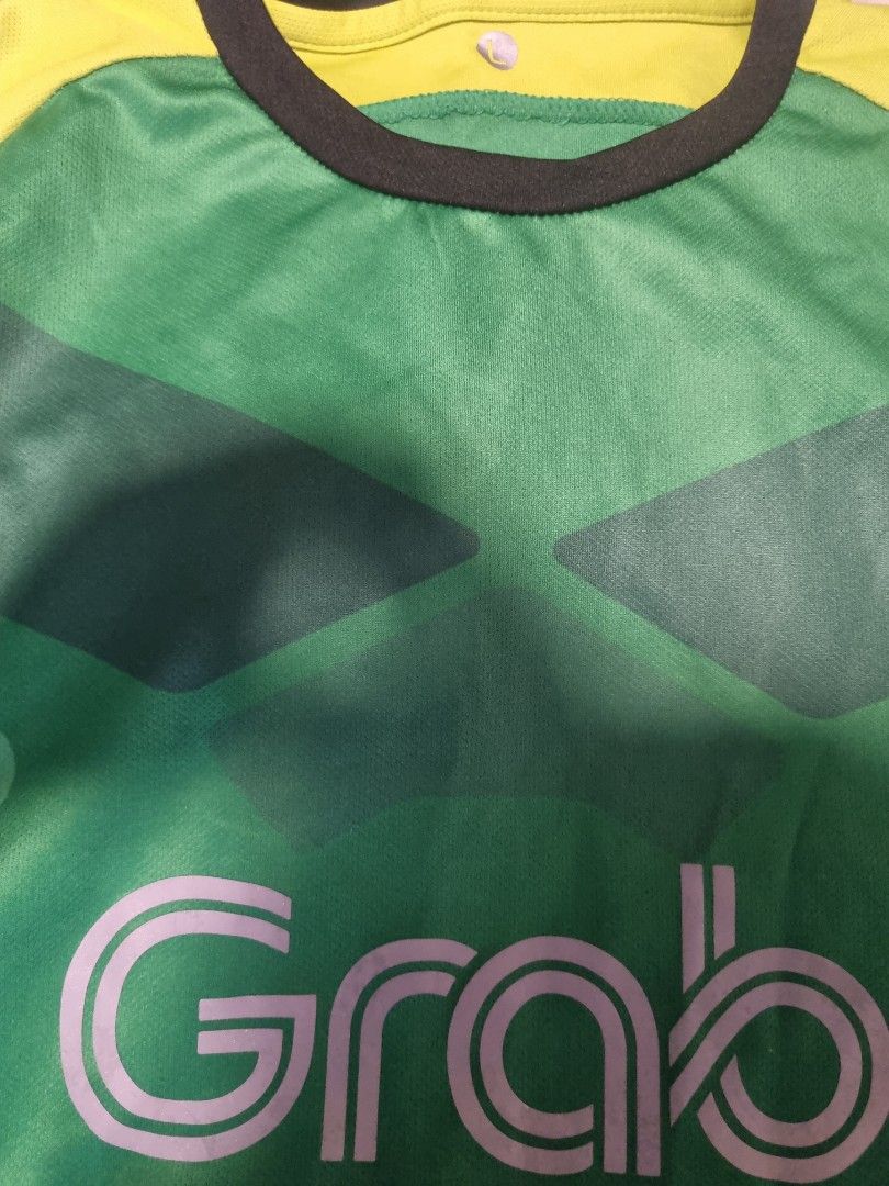 Grab Shirt, Men's Fashion, Activewear on Carousell