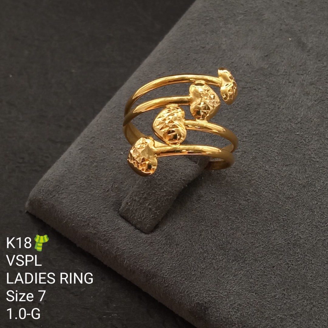 Heart Ring, Women's Fashion, Jewelry & Organizers, Rings on Carousell