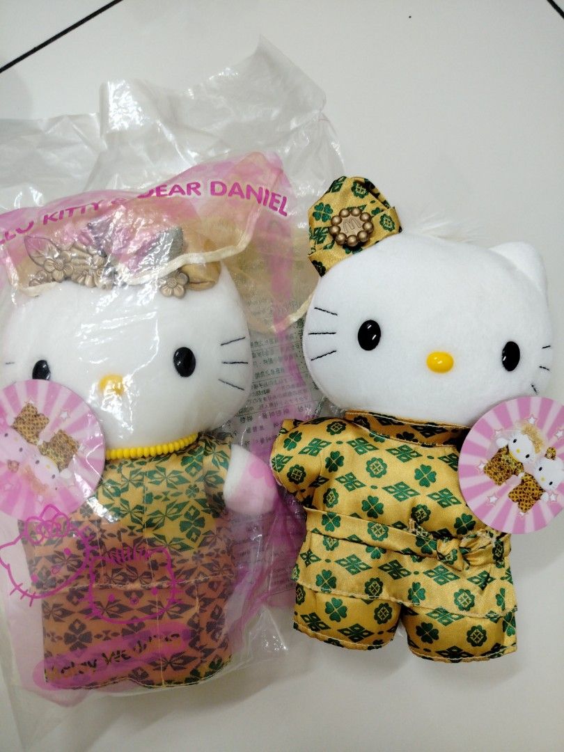 Hello kitty - malay wedding, Hobbies & Toys, Toys & Games on Carousell