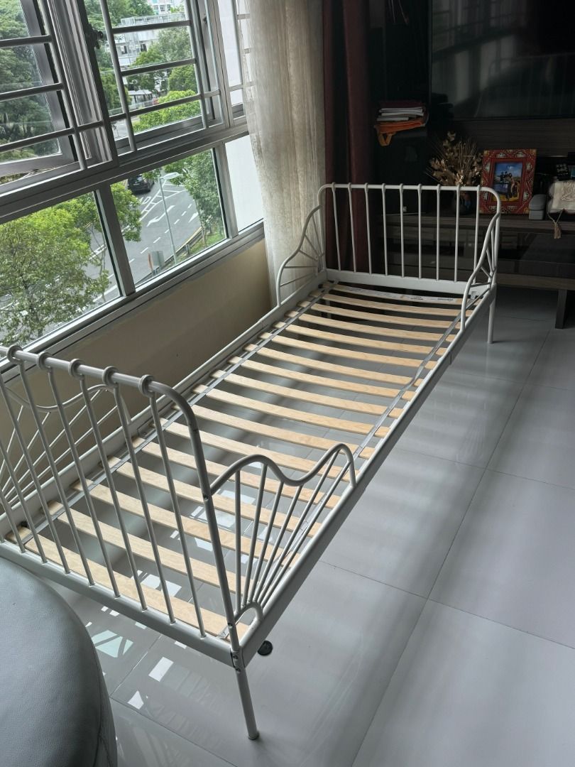 IKEA-minnen-extendable-bed-frame-with-slatted-bed-base-white-s39124617 ...
