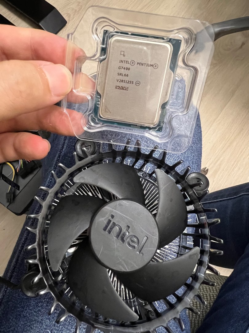 Intel 12th gen cpu g7400 gold w fan, Computers & Tech, Parts & Accessories, Computer Parts on ...