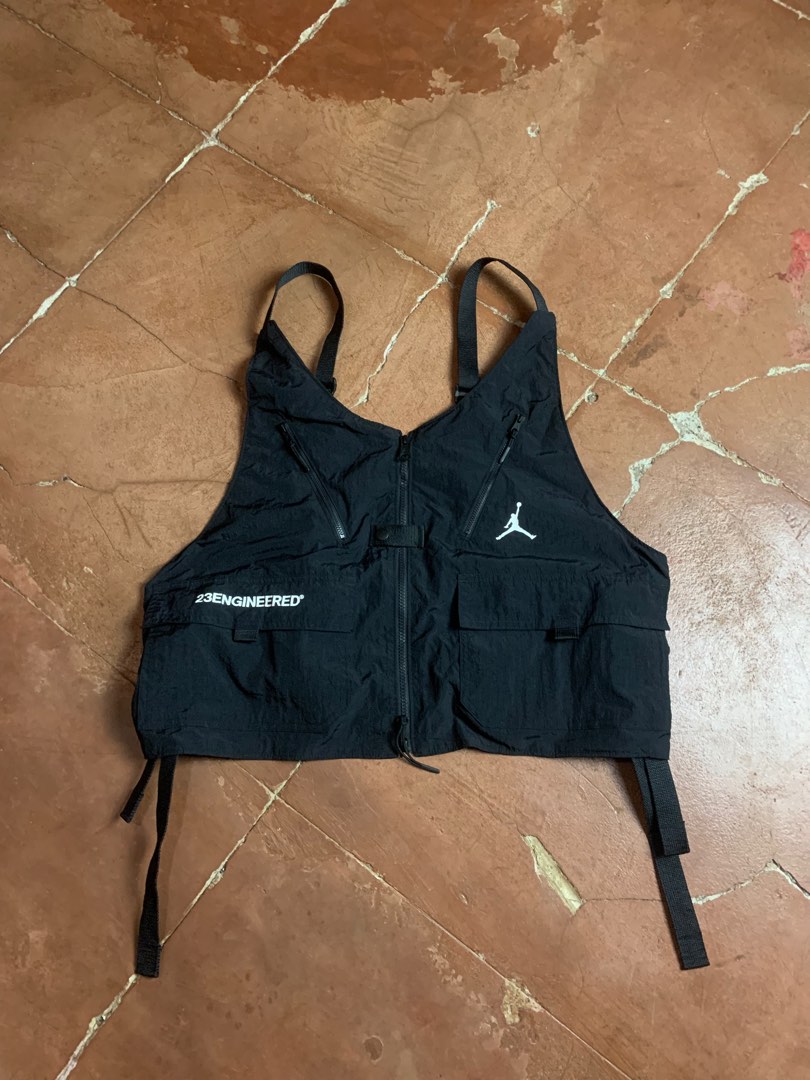 JORDAN ENGINEERED BODY VEST, Men's Fashion, Activewear on Carousell