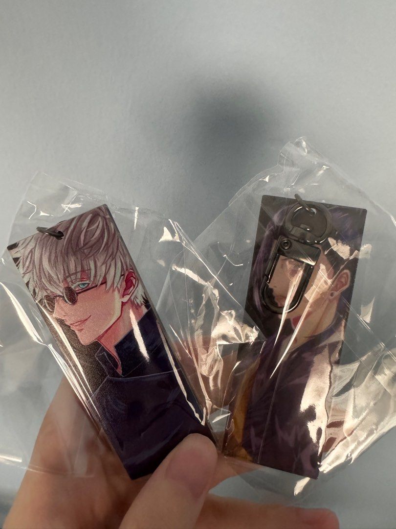 jujutsu kaisen gojo geto keychain, Hobbies & Toys, Memorabilia ...