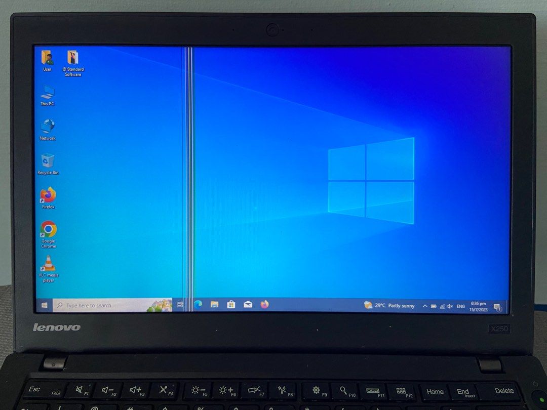Lenovo ThinkPad x250 with Vertical Line on Screen, Computers & Tech ...