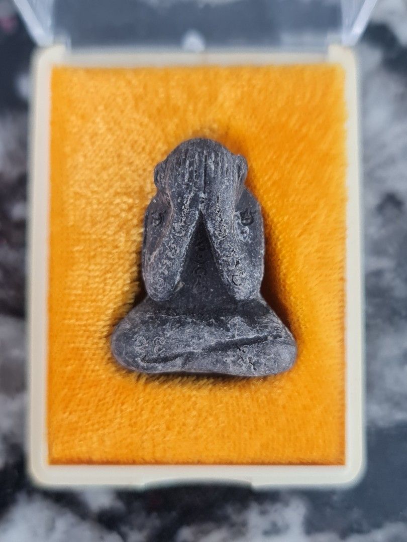 Lp Daeng - Pidta (Tok Raja), Hobbies & Toys, Memorabilia & Collectibles ...