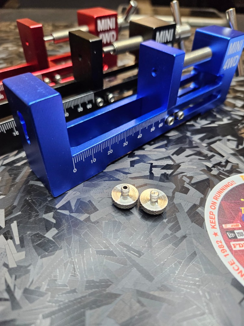 Mini4wd Wheel Installer (Compatible with all Tamiya Mini4 Cars ...