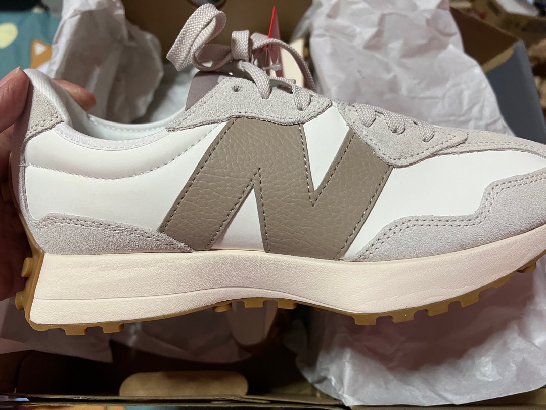 New balance 327 moonbeam, Men's Fashion, Footwear, Sneakers on Carousell