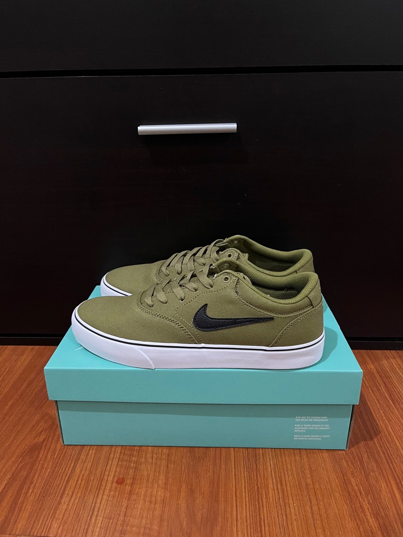 Nike SB Chron 2 Canvas Pilgrim Olive, Men's Fashion, Footwear, Sneakers on Carousell