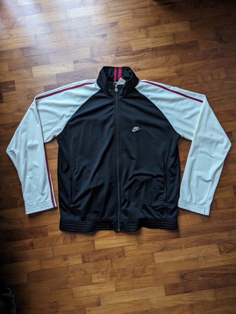 Nike Vintage Jacket, Men's Fashion, Coats, Jackets and Outerwear on ...