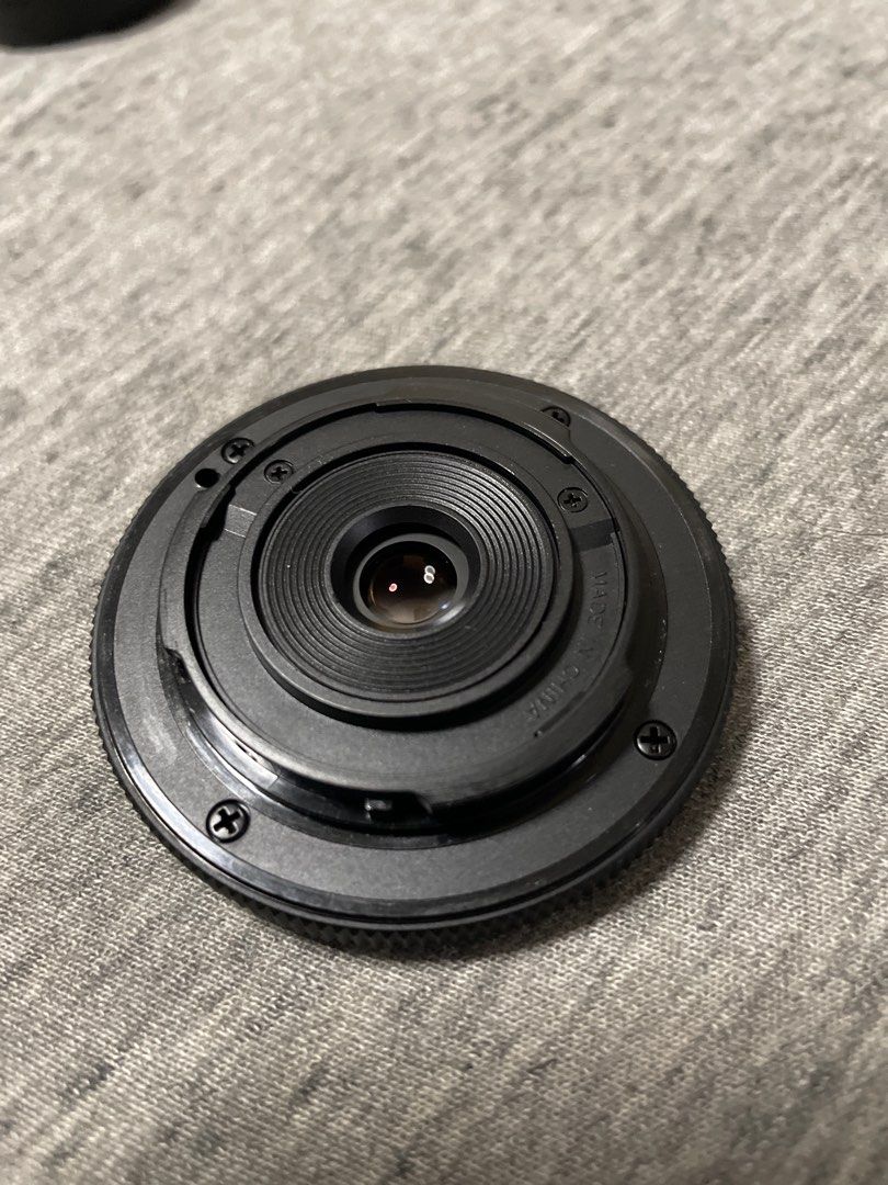 Olympus 15mm f8 body cap lens, Photography, Lens & Kits on Carousell