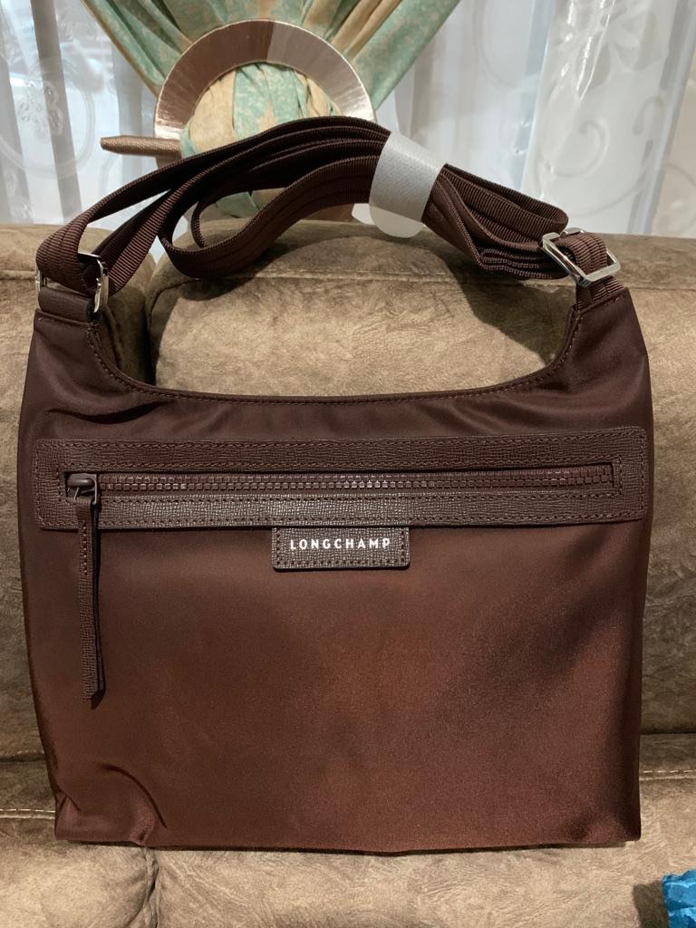 Original Longchamp Chocolate Le Pliage, Women's Fashion, Bags & Wallets ...