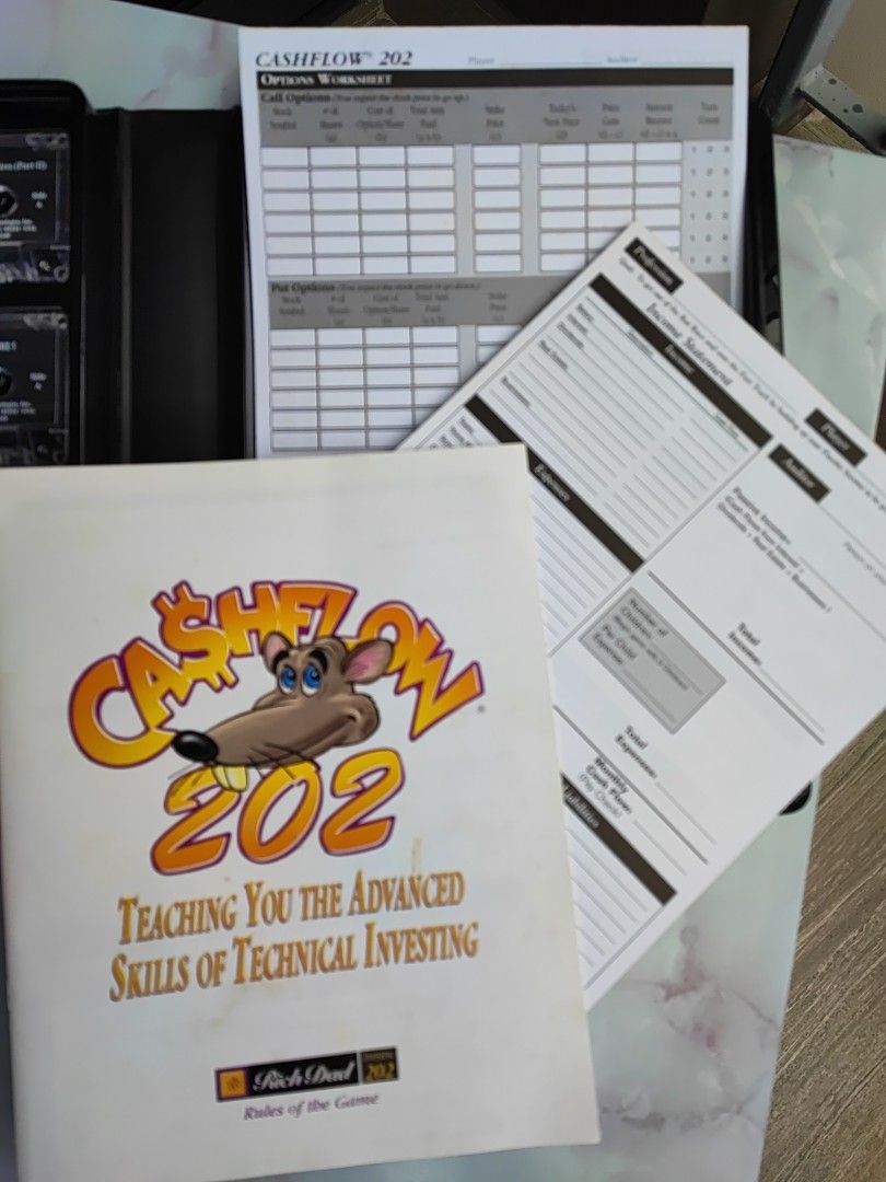 Robert kiyosaki cash flow game 202, Hobbies & Toys, Toys & Games on ...