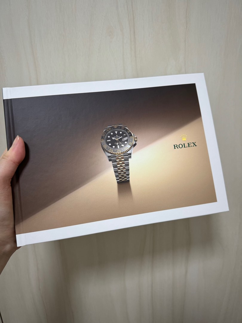 Rolex book 2023-2024, Hobbies & Toys, Memorabilia & Collectibles ...