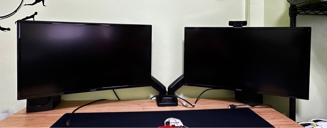 Samsung 27 inch dual curved monitor with arm, Computers & Tech, Parts ...