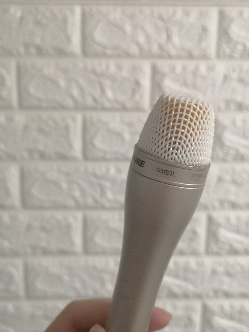 Shure SM63L Omnidirectional Dynamic Interview Microphone, Audio ...