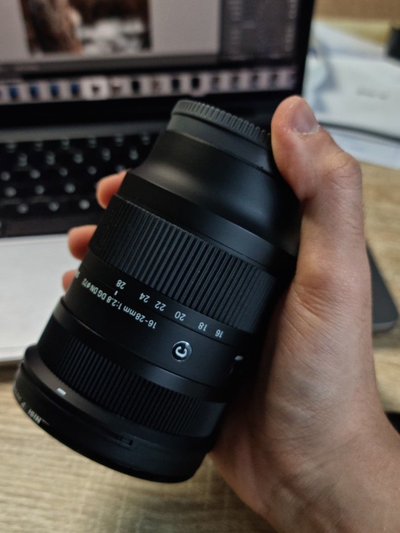 SIGMA 16-28MM F2.8 DG DN, Photography, Lens & Kits on Carousell