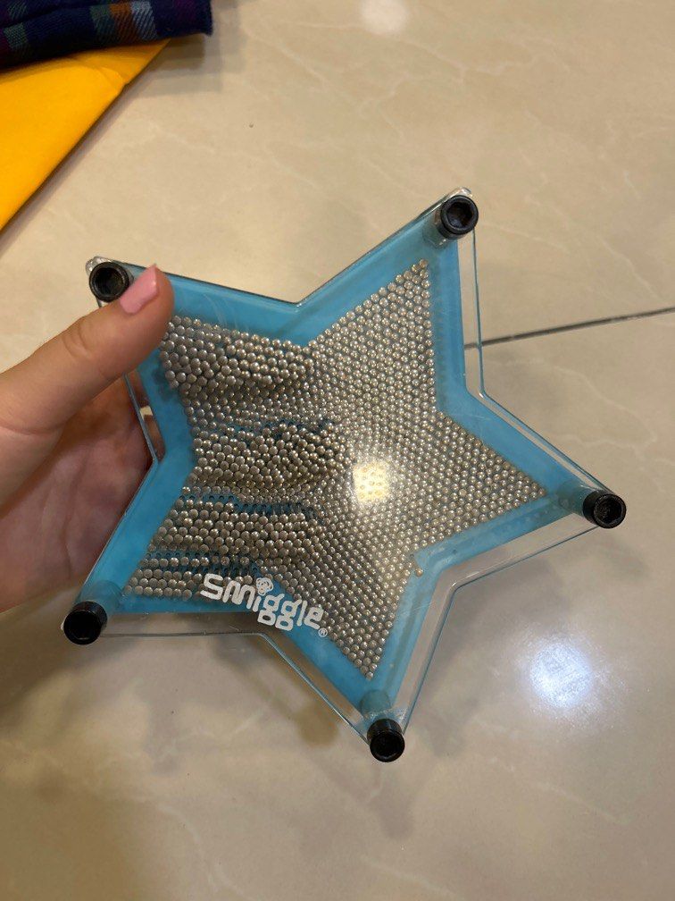 smiggle mould toy star shape, Hobbies & Toys, Toys & Games on Carousell
