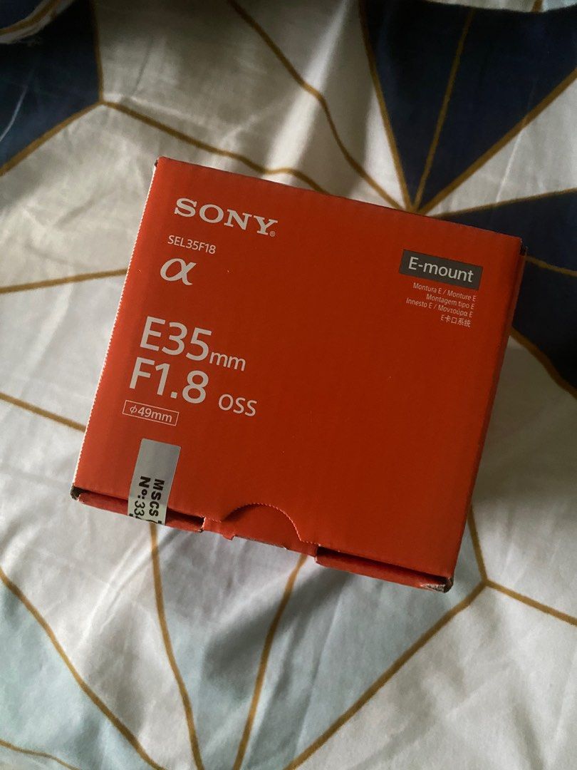 Sony Prime lens 35mm F1.8OSS Brand New E mount, Photography, Lens ...