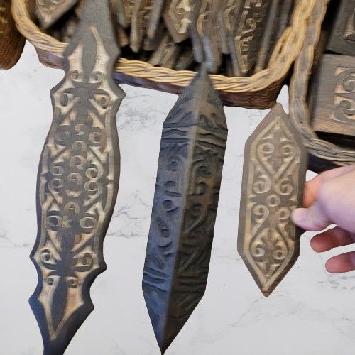 Terabai Kayu iban wood wooden shield Borneo sarawak Malaysia iban dayak ...