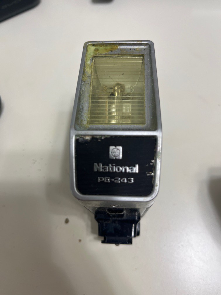 Vintage Flash National PE-243, Photography, Photography Accessories, Flashes on Carousell