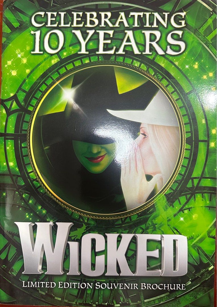 Wicked Musical Limited Edition Souvenir Brochure (UK), Hobbies & Toys ...