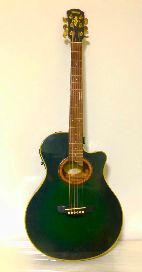 Yamaha APX-6A electric acoustic guitar w/hard case, Hobbies & Toys ...