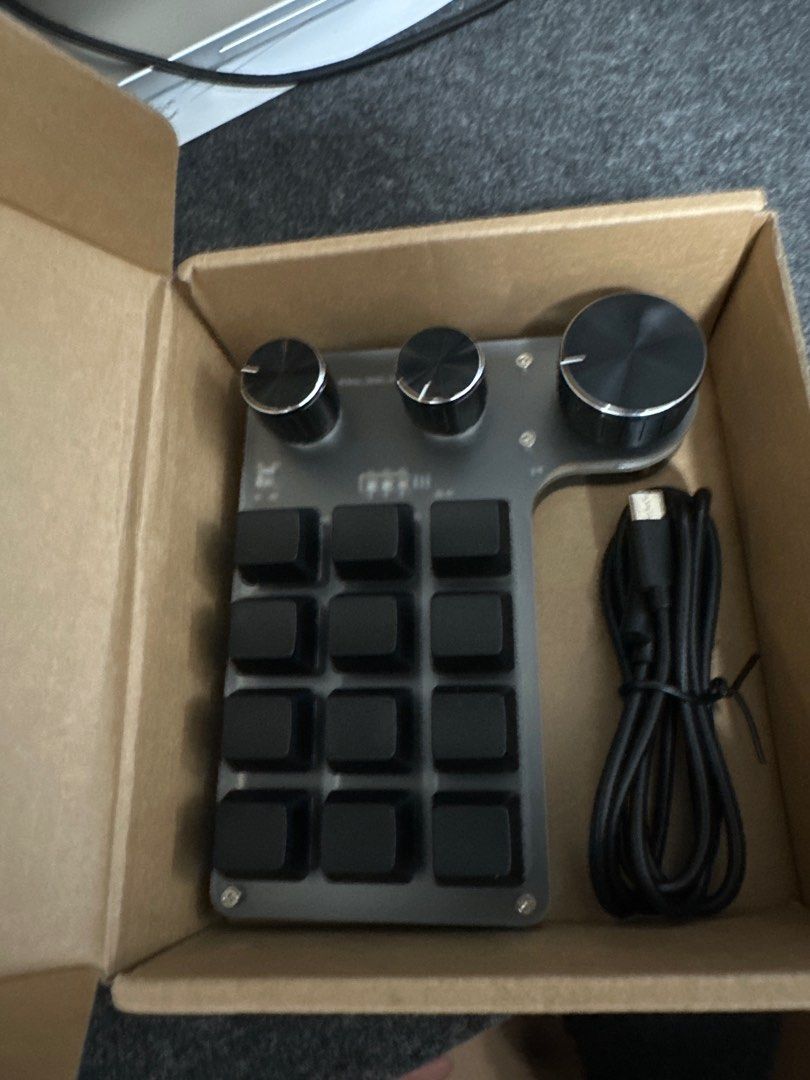 12keys + 3 knobs Custom Keyboard with RGB Light and Bluetooth ...