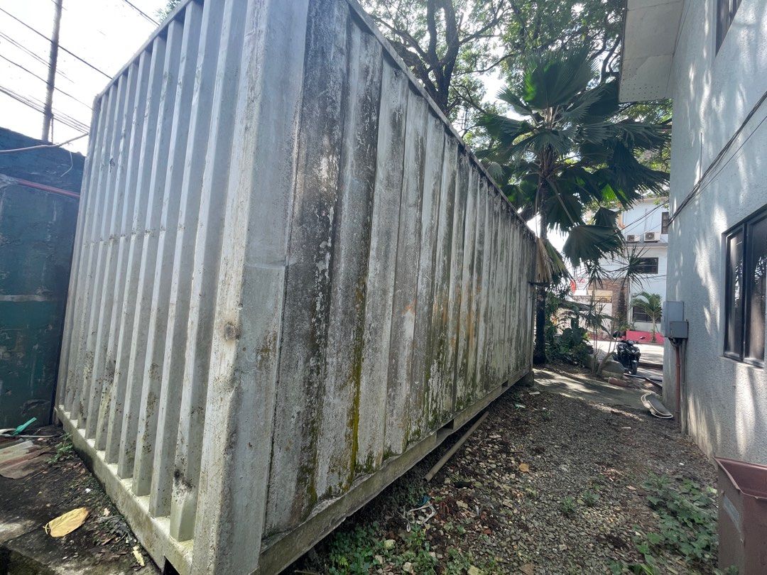 20ft Container Van, Announcements on Carousell