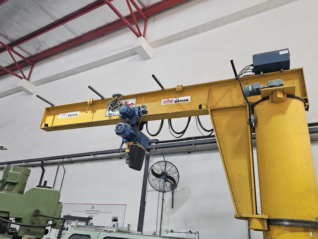 3.2 Tons overhead crane - 2 units for sales, Price view to offer ...