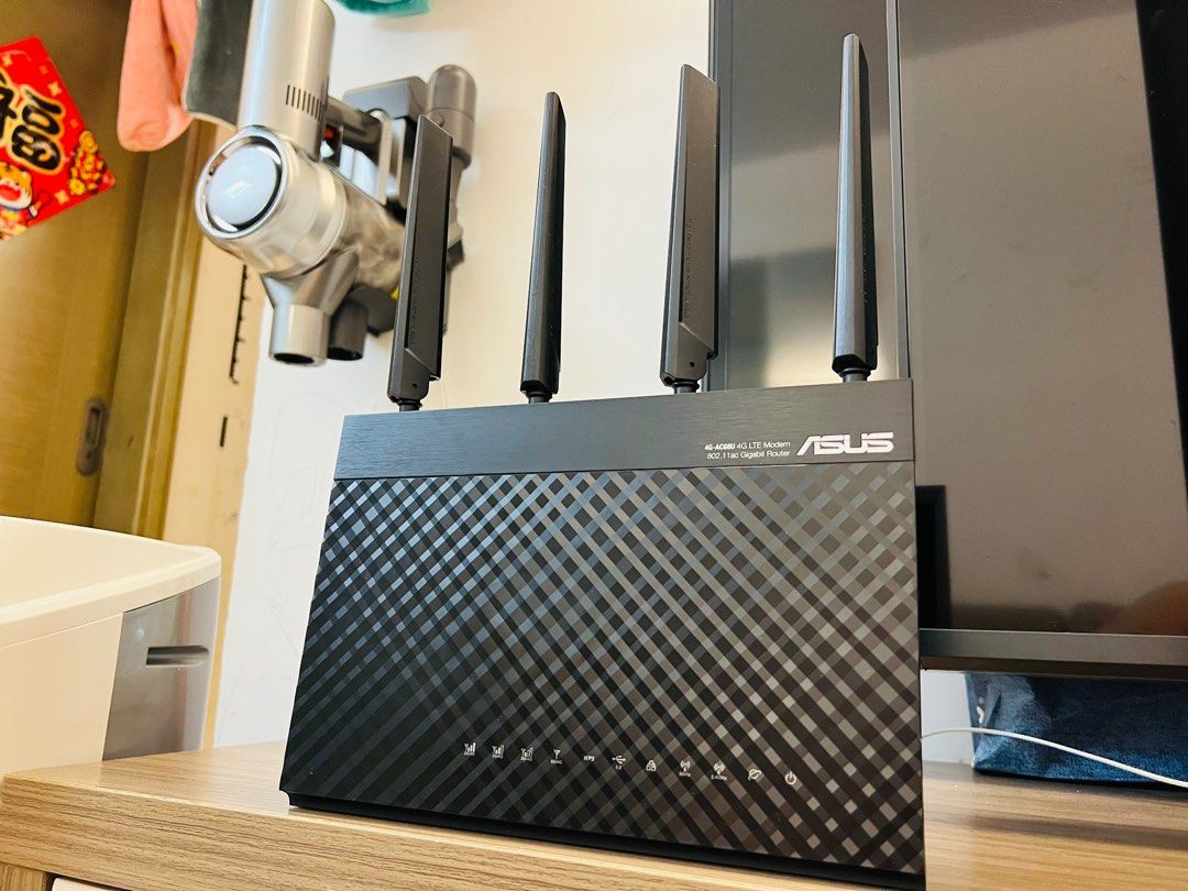 全新 ASUS 4G-AC68U LTE Router, 電腦＆科技, 電腦周邊及配件, Wifi及上網相關產品 - Carousell