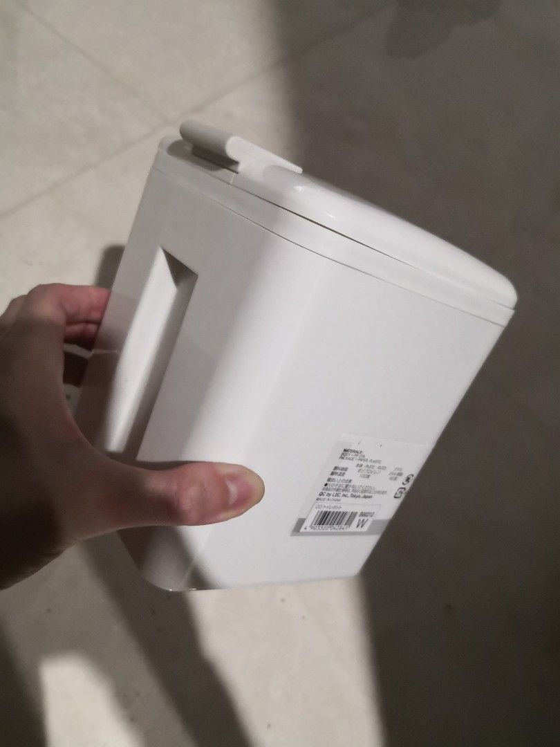 レック LEC plastic toilet bin (sanitary/toilet pot), Furniture & Home ...