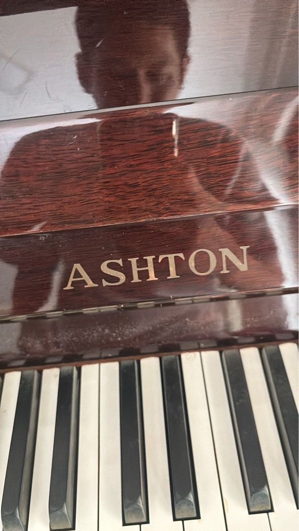 Ashton Piano ( 1 key malfunctioning ), Hobbies & Toys, Music & Media ...