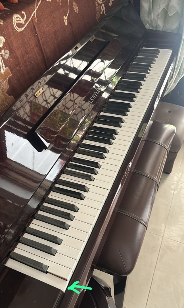 Ashton Piano ( 1 key malfunctioning ), Hobbies & Toys, Music & Media ...