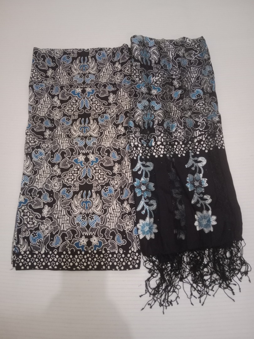 Bahan kain batik + selendang, Fesyen Wanita, Pakaian Wanita, Lainnya di Carousell
