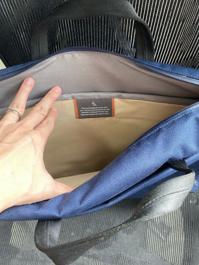 Bellroy Tech Briefcase, Men's Fashion, Bags, Briefcases on Carousell
