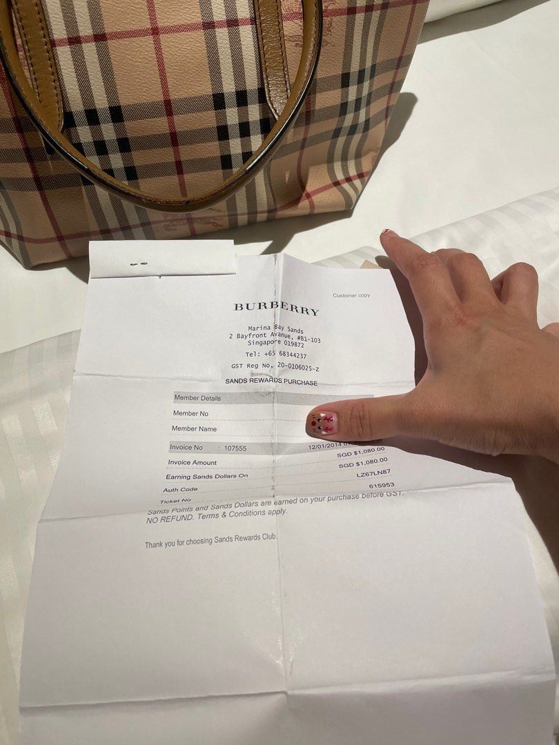 Burberry tote bag with receipt, Luxury, Bags & Wallets on Carousell